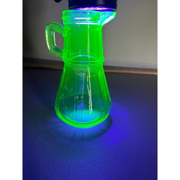 unbranded | Other | Vintage Uranium Glass Syrup Pitcher No Lid | Poshmark